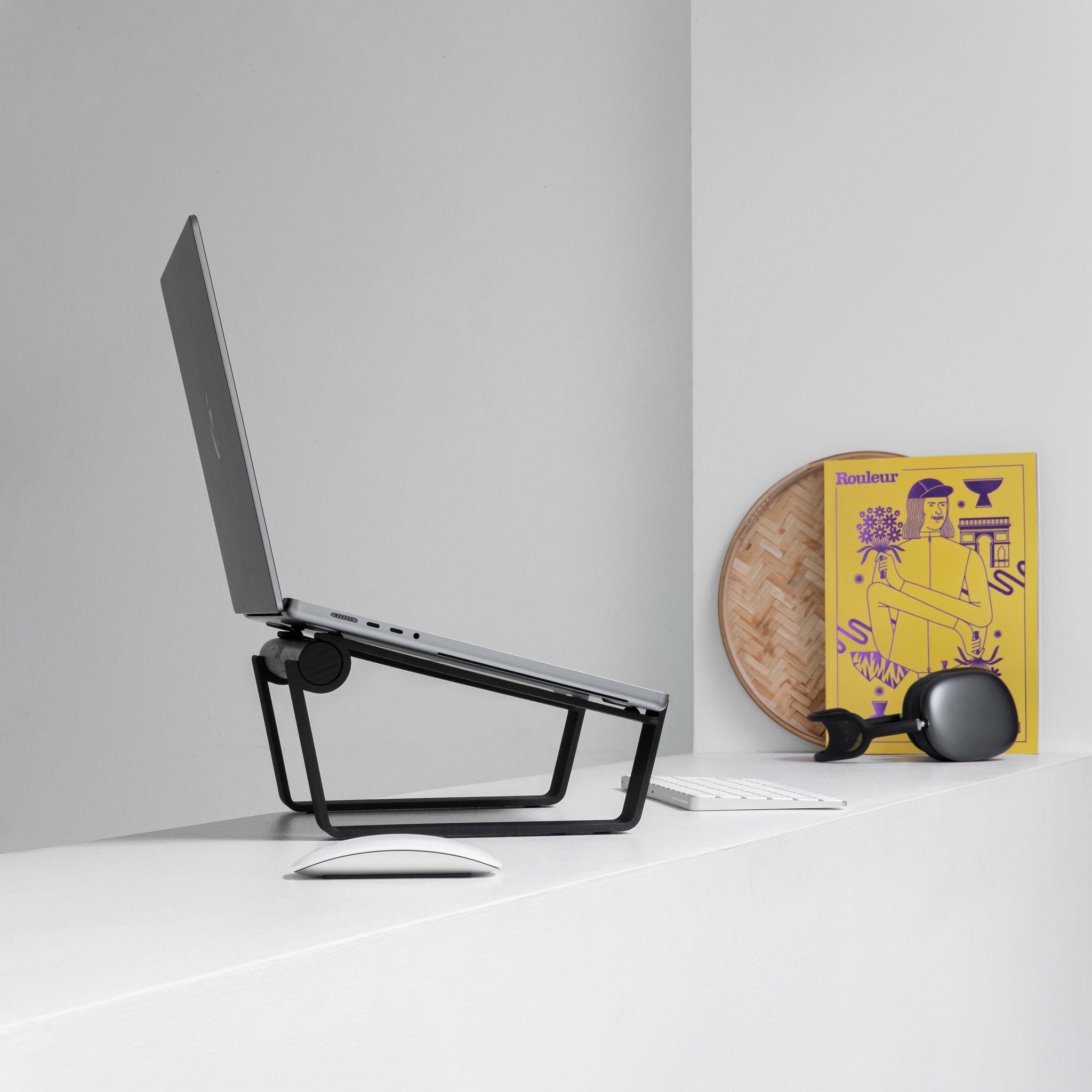 Laptop stands | Tons