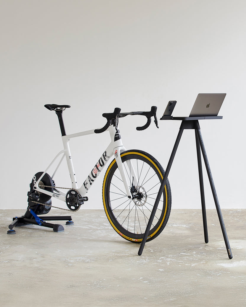 Laptop Race Table for Zwift | Tons