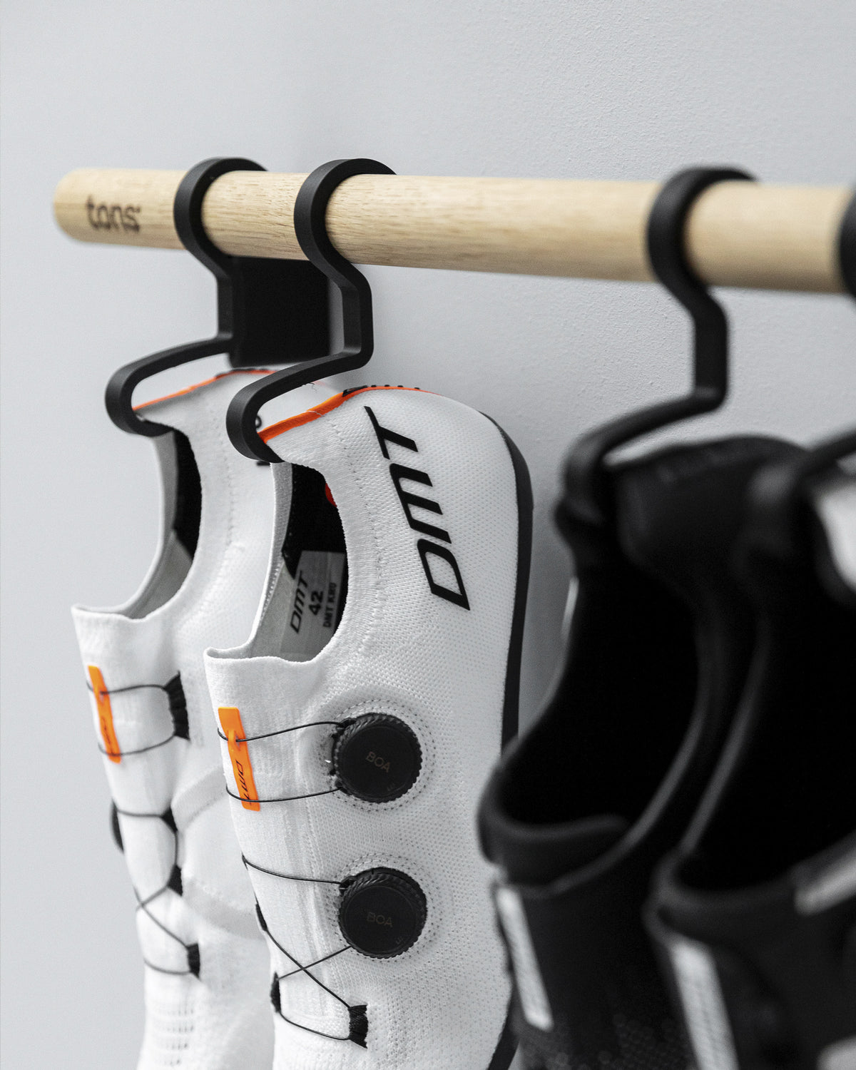 Tons Bar — storage for cycling shoes, helmets and sunglasses