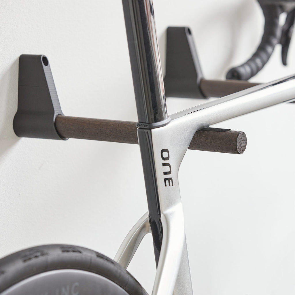 Road bike and MTB wall mount rack from Tons